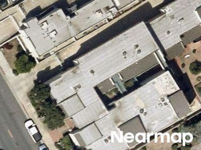 N Chapel Ave