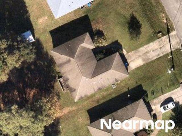 N Charles Willis Dr