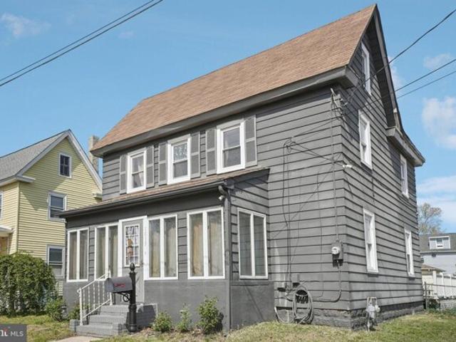 N Chestnut St, Paulsboro, Home For Sale