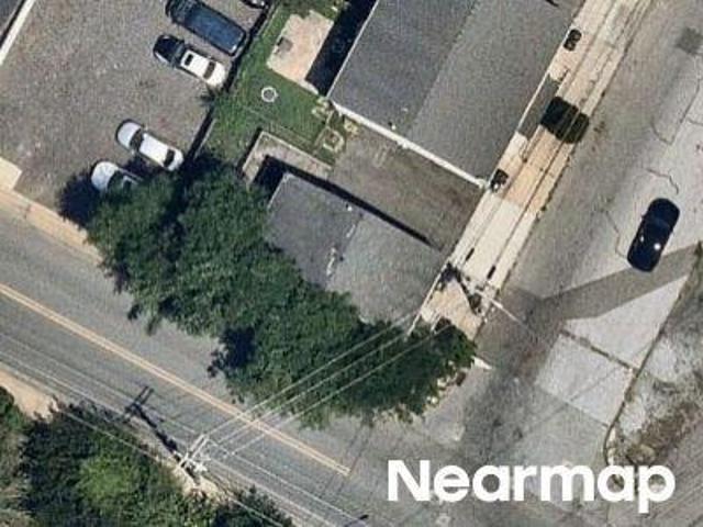 N Claymont St