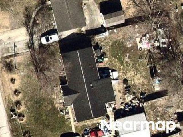 N Clinton St