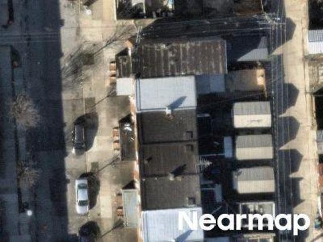 N Clinton St
