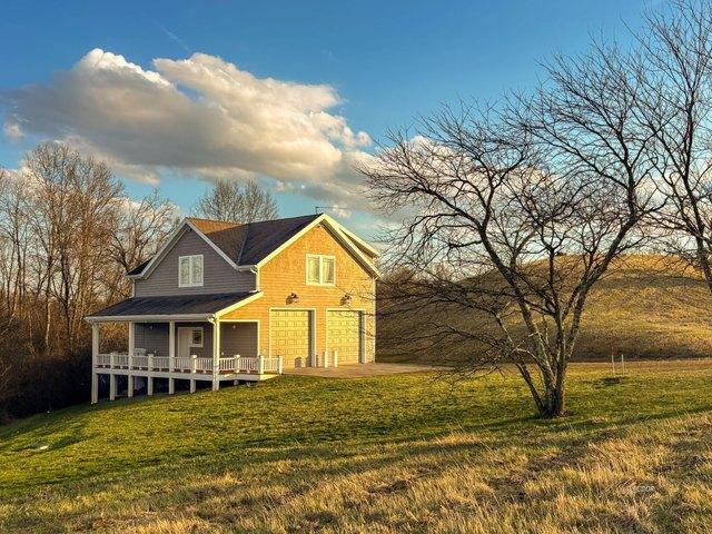 14300 N Coolville Ridge Rd, Athens, OH 45701