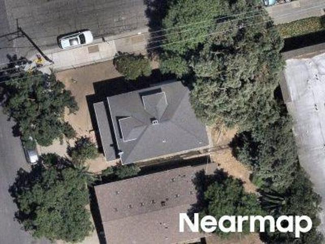 N Commerce St