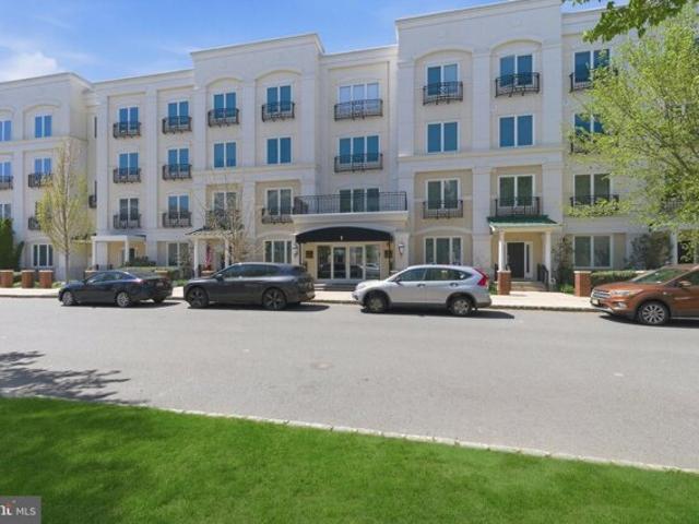 N Commerce Sq Ste,robbinsville, Home For Sale