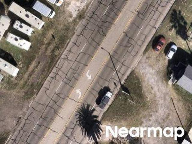 N Commercial St