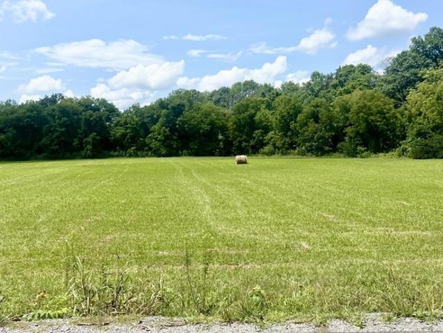 N Corinth Rd, Portland, TN 37148