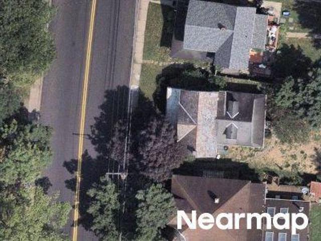N Courtland St