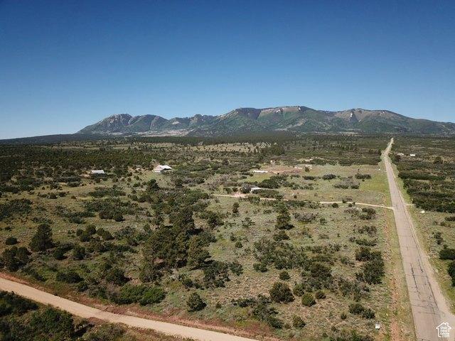 N Creek Rd, Monticello, UT 84535