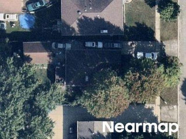 N Crest Ave