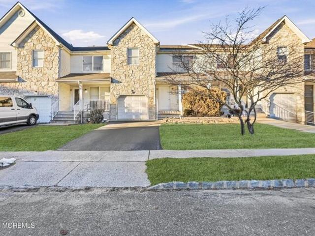 N Crest Pl, Lakewood, Home For Sale