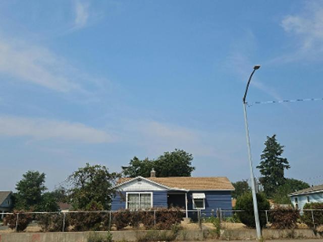 N Crestline St
