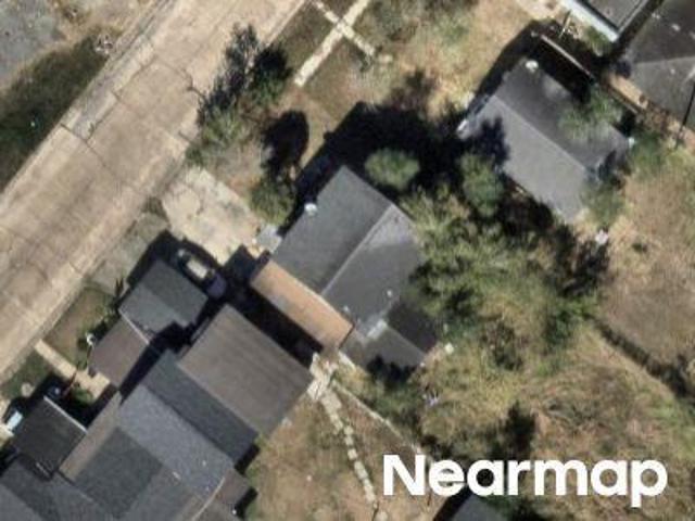 N Crockett St