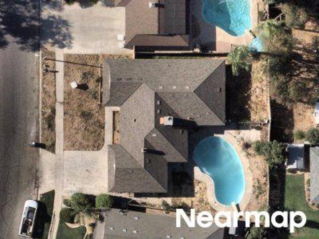 N Crystal Ave