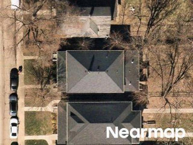 N Dearborn St