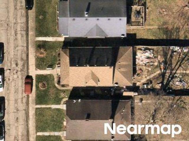 N Dearborn St