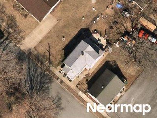 N Delaware St