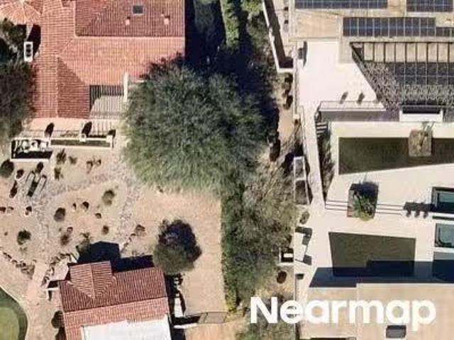 N Desert Fairways Dr