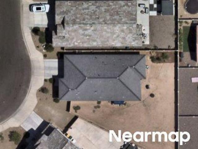 N Diamond Dr