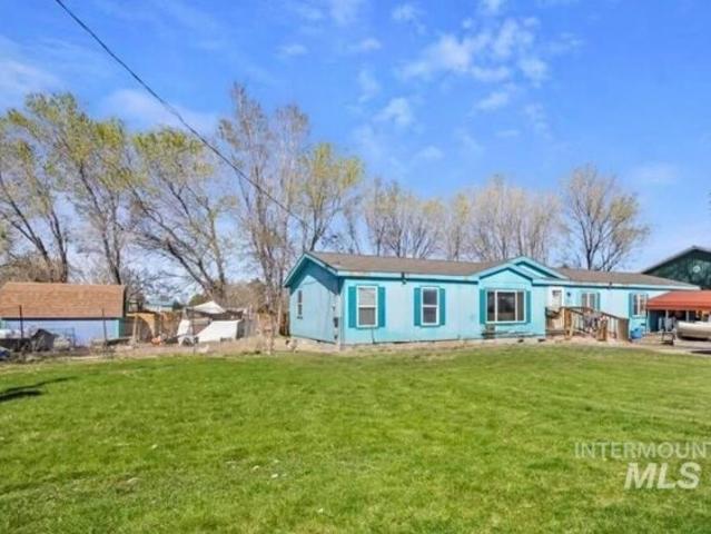 N E, Rogerson, Property For Sale