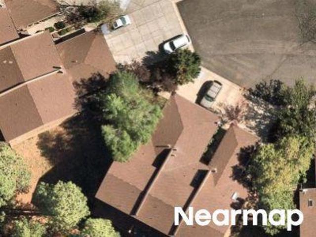 N Earle Dr