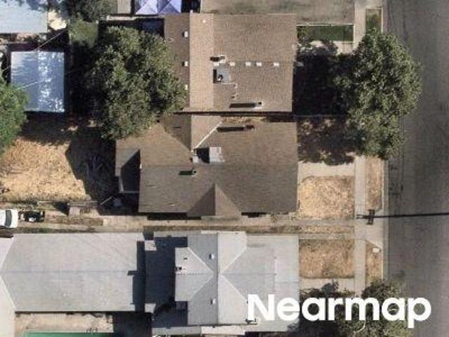 N Echo Ave