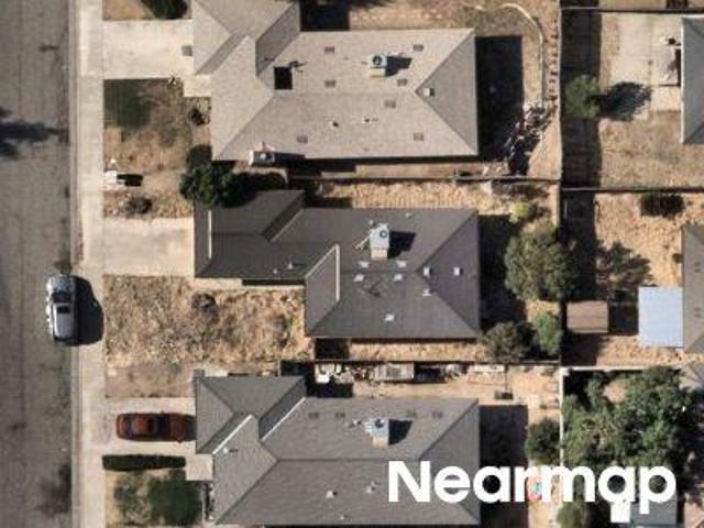 N Ellendale Ave