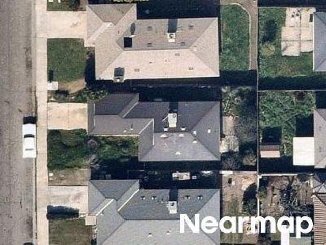 N Ellendale Ave
