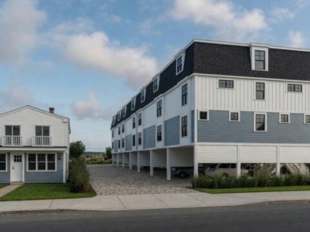N End Blvd Unit,salisbury, Condo For Sale