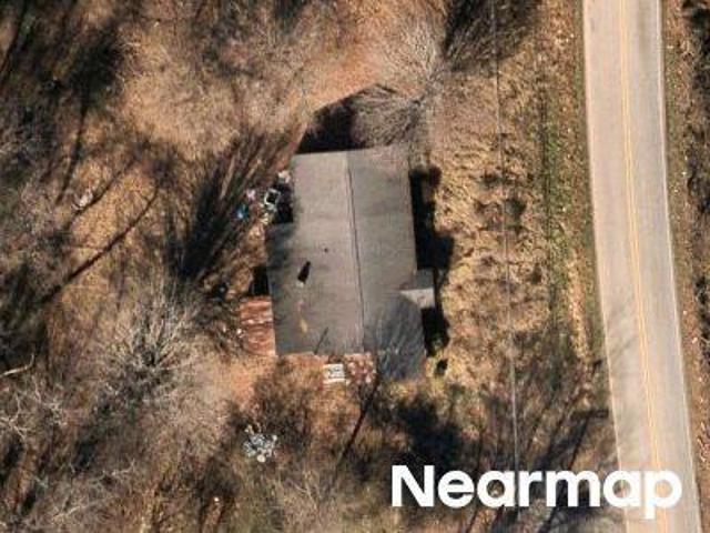 N Fairview Dr