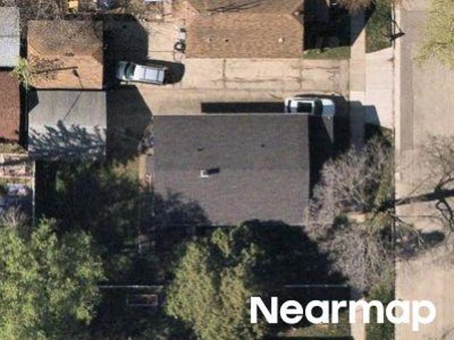 N Fair St