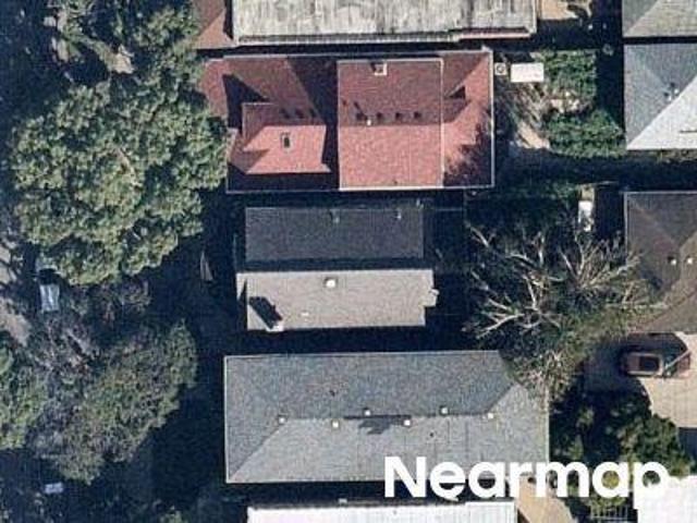N Fairfield Ave