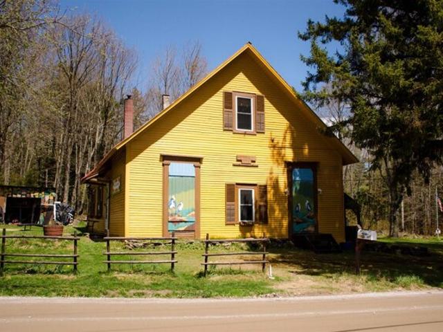 N Fayston Rd, Fayston, Home For Sale