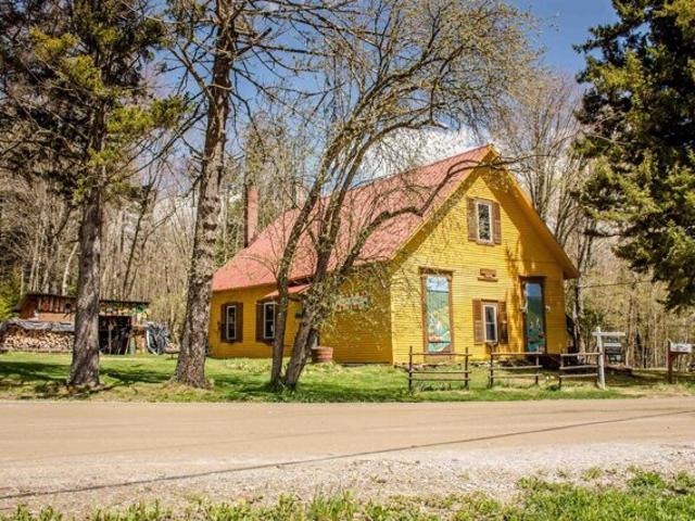 N Fayston Rd, Fayston, Home For Sale