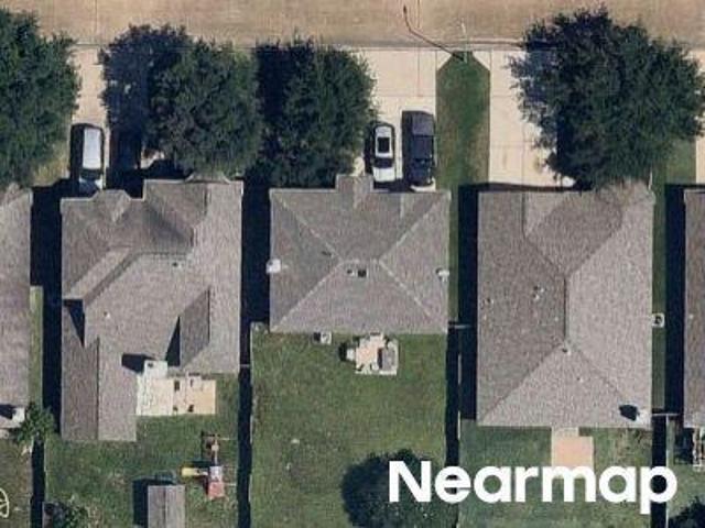 N Ferndale Place Dr
