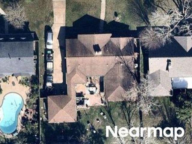 N Flamingo Dr