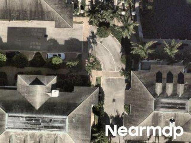N Flagler Dr Apt 305