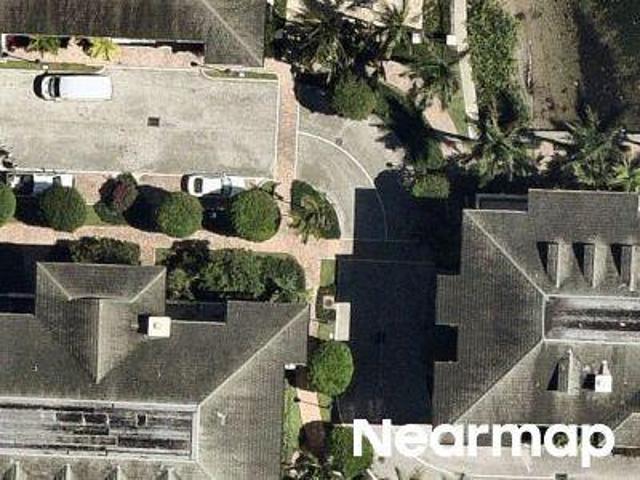 N Flagler Dr Apt 402