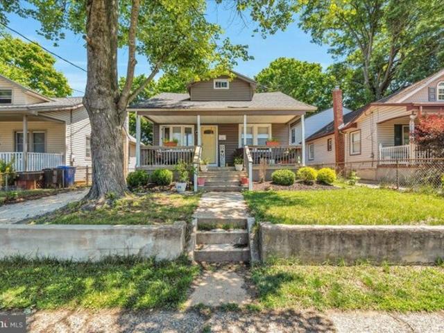 N Forklanding Rd, Maple Shade, Home For Sale