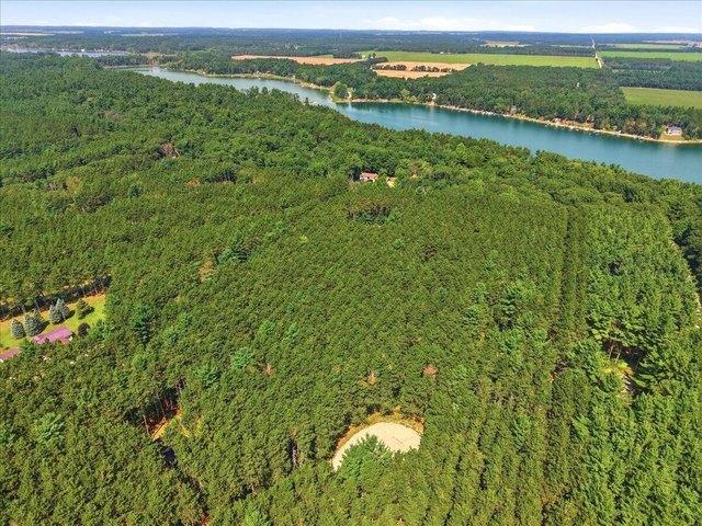 N Fox Den Ct Lot 53, Hancock, WI 54943