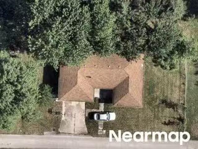 N Frazier St
