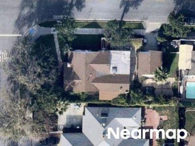 N Frederic St