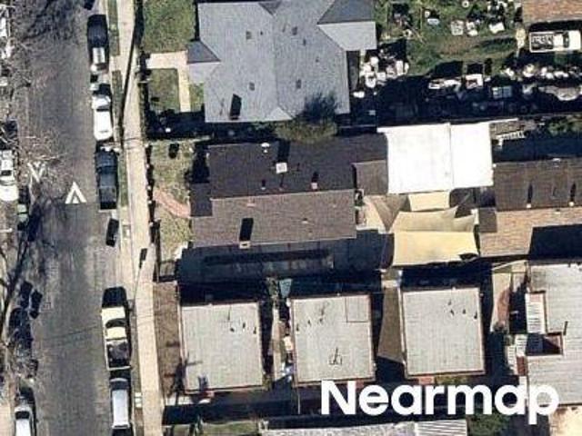 N Fries Ave