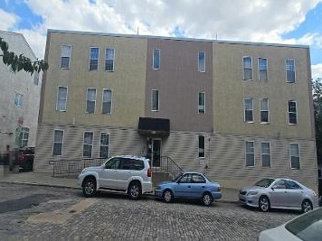N Front St Apt 3a
