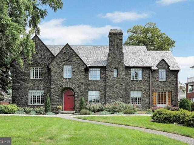 N Front St, Harrisburg, Home For Sale