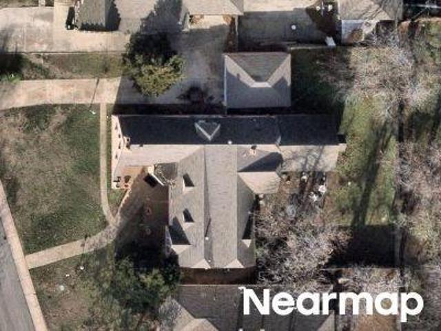 N Gatewood Ave