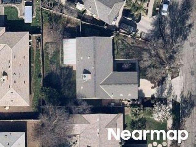 N Gilroy Ave