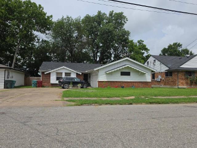 N Grant Dr