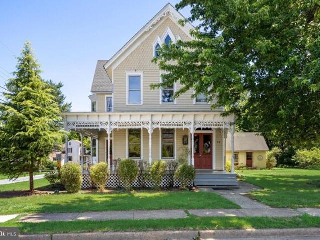 N Greenwich St, Alloway, Home For Sale