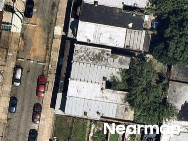 N Gross St